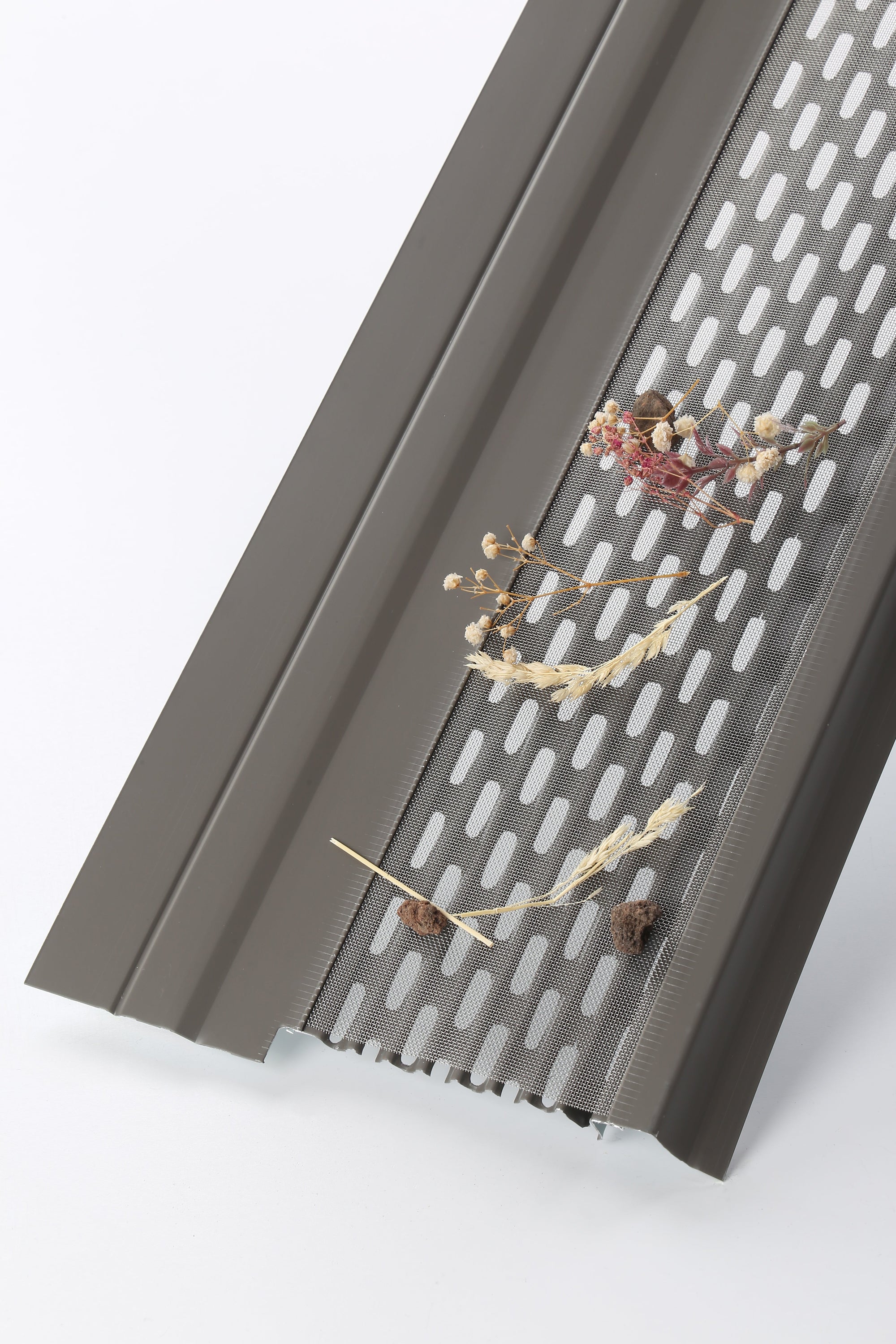 Flat 7 Inch Micromesh Guards Gutters | Leaf 4 Go